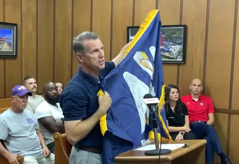 Berwick Mayor and Council Receives Official Louisiana Flag From ...